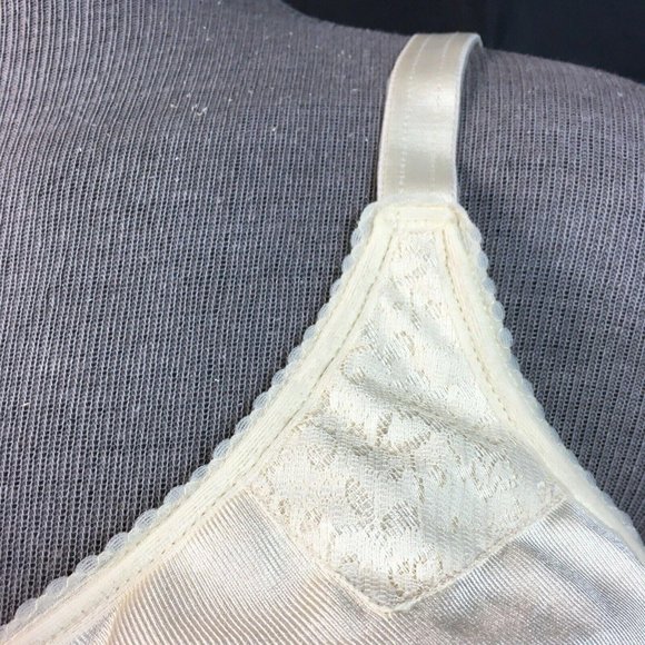 jodee | Intimates & Sleepwear | Jodee New Front Back Hook Mastectomy ...